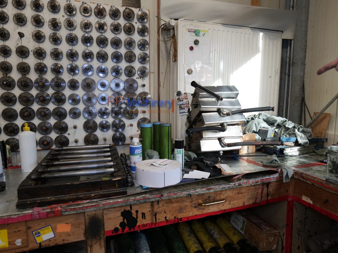 Edale Alpha 5 colours flexo label press + 4 colours flexo – 2 machines ...