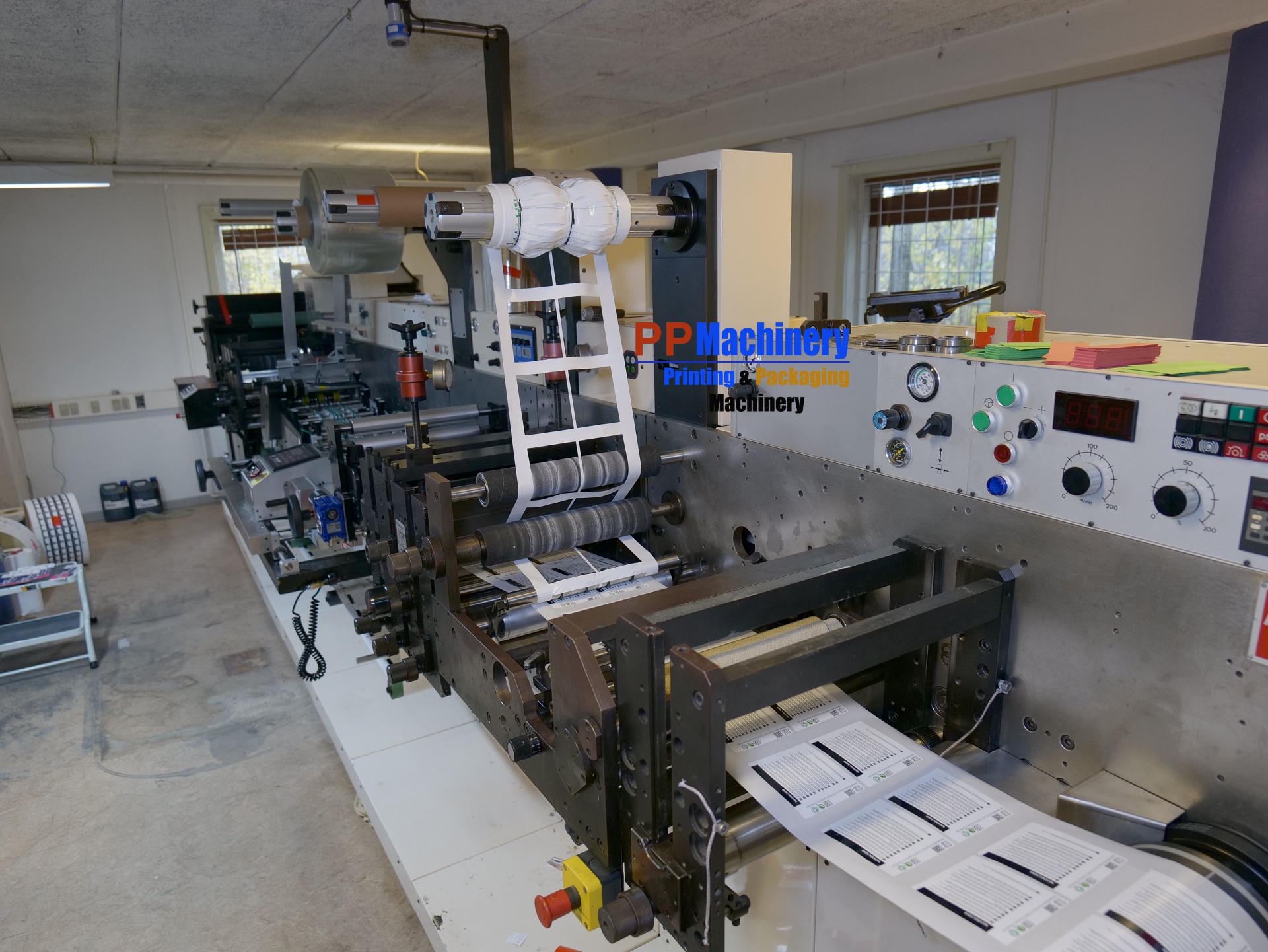 Longford booklet machine roll to roll – PP Machinery – Printing ...