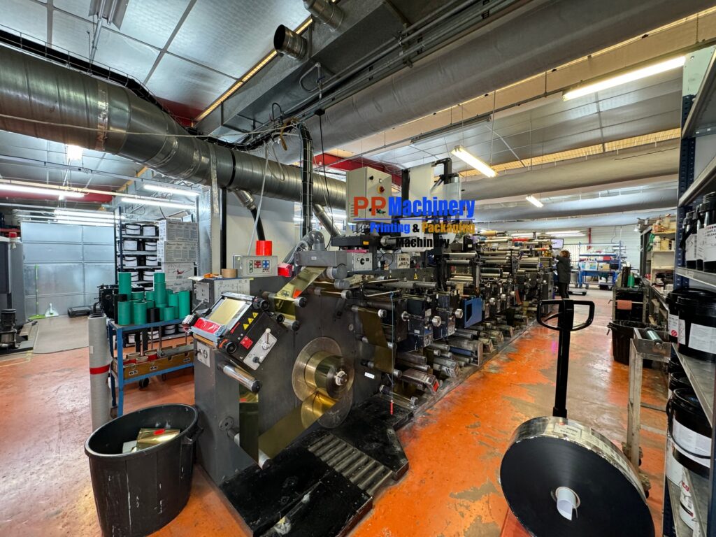 Gallus EM 280 8 colours with chilled rollers and flatbed die cutting ...